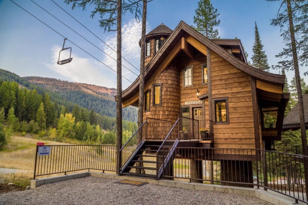 Ponderosa Treehouse At Snow Bear: Whitefish Mountain Treehouse Rental
